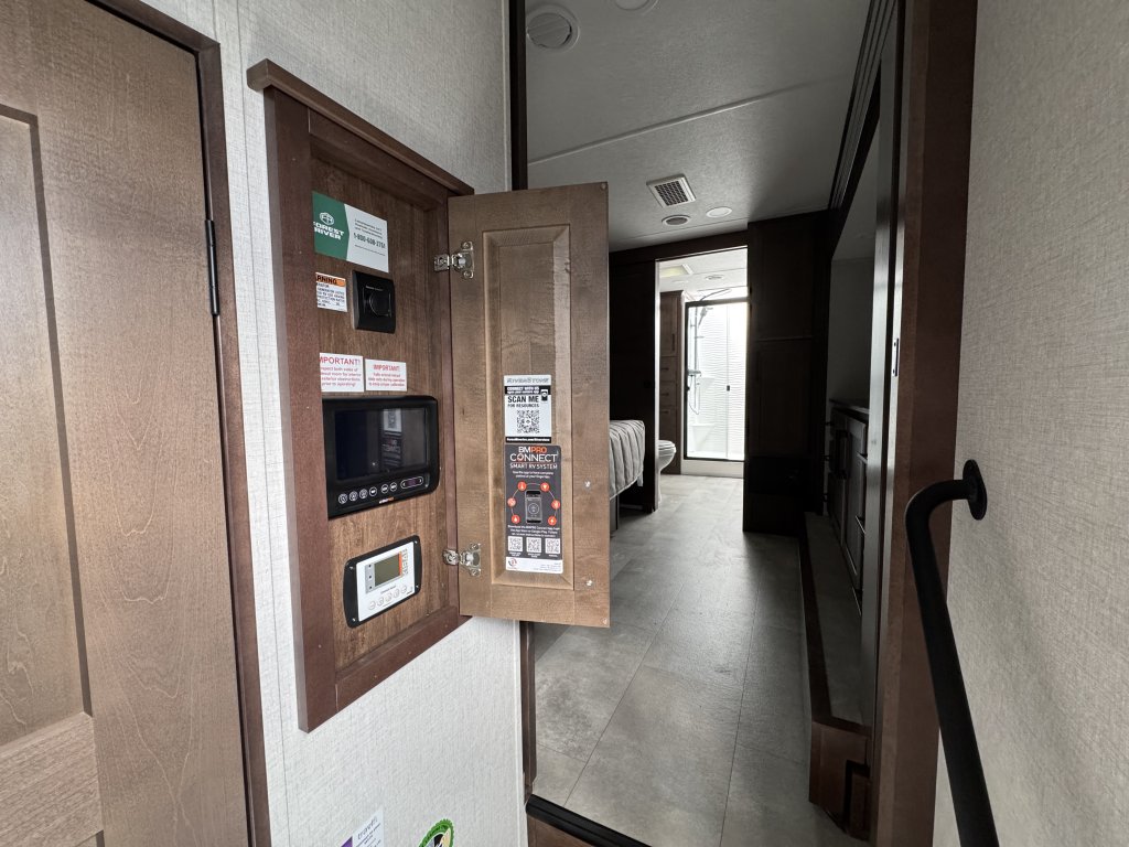 2025 Forest River Riverstone for sale in Chilliwack, BC | New Forest ...