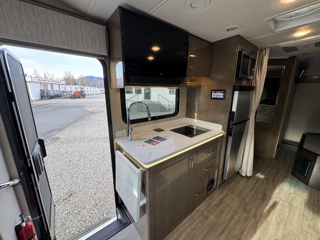 2025 Renegade RV Vienna for sale in Chilliwack, BC | New Renegade RV Sales