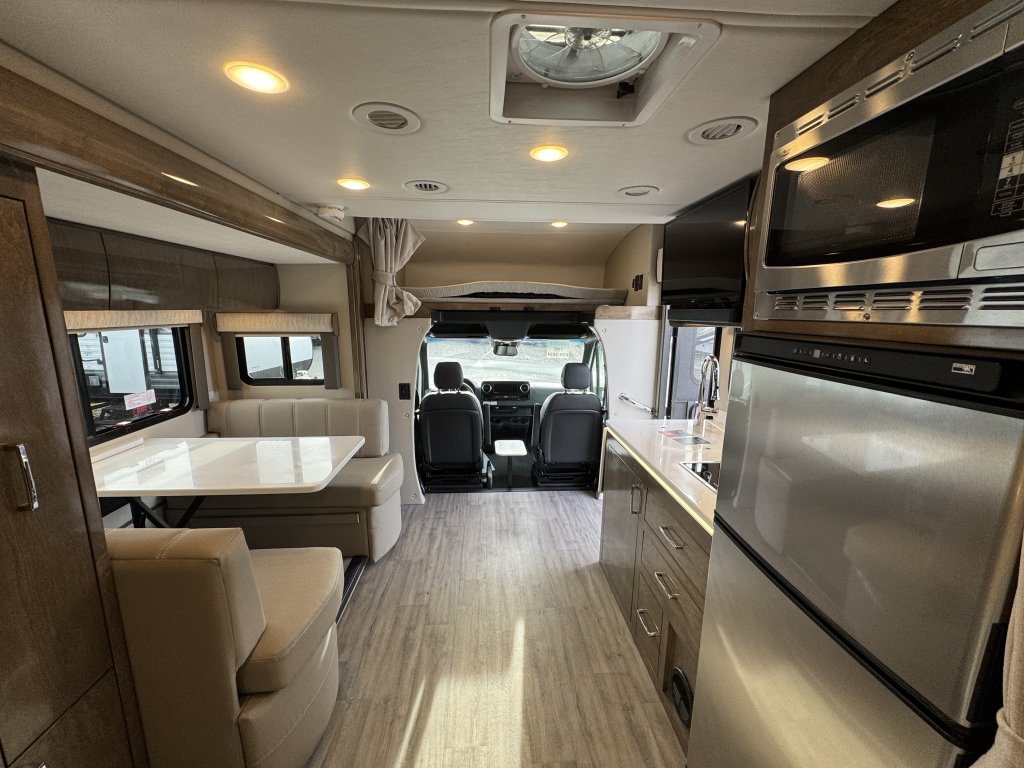 2025 Renegade RV Vienna for sale in Chilliwack, BC | New Renegade RV Sales