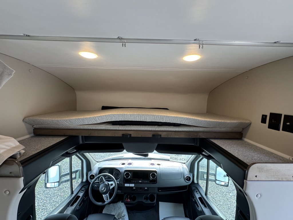 2025 Renegade RV Vienna for sale in Chilliwack, BC | New Renegade RV Sales