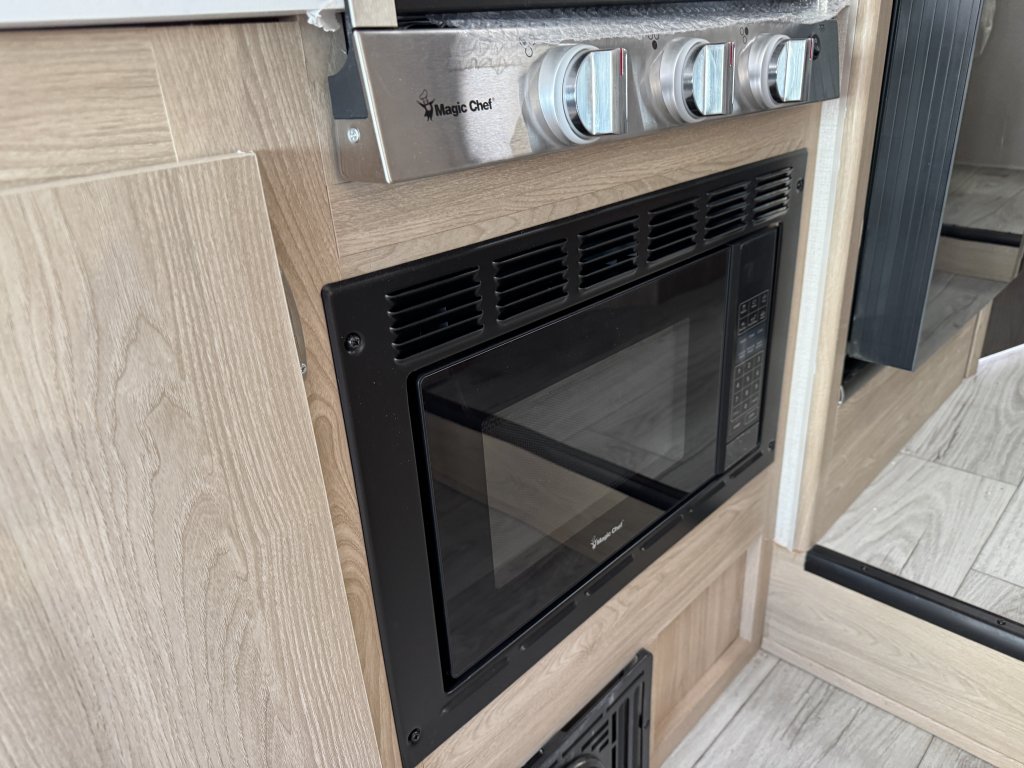 2025 Coachmen Leprechaun for sale in Chilliwack, BC | New Coachmen Sales