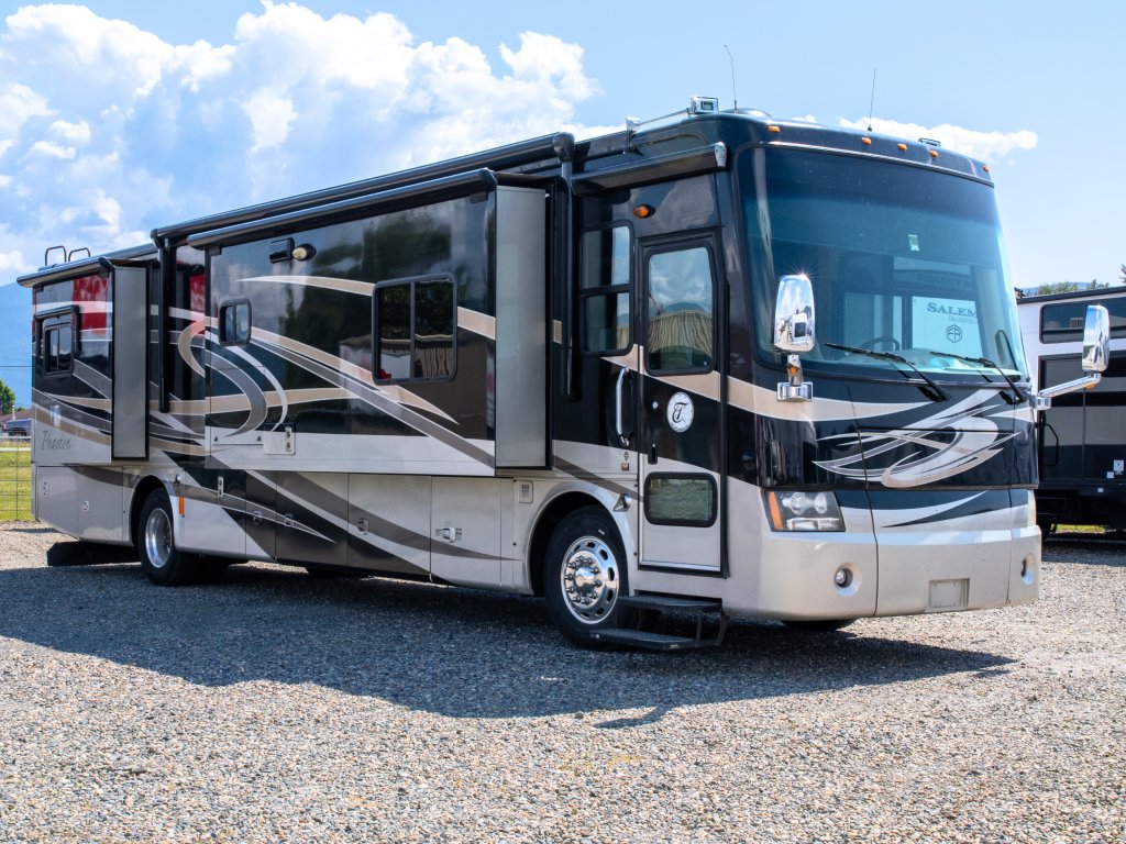 2009 Tiffin Phaeton for sale in Chilliwack, BC | Used Tiffin Sales